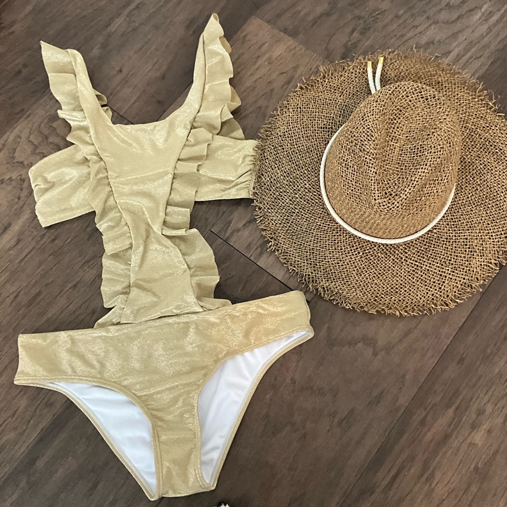 Gold Goddess Ondademar Monokini - Gem